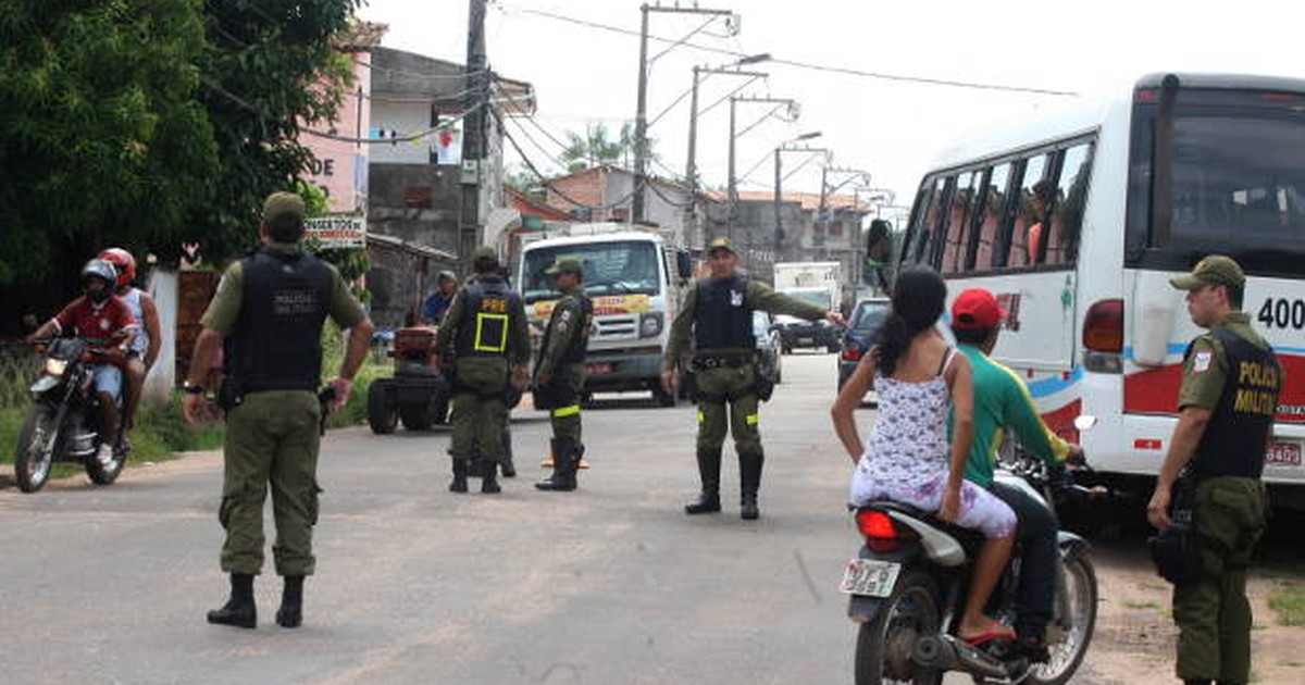 G1 - Comando de Policiamento da Capital realiza operações na grande ...