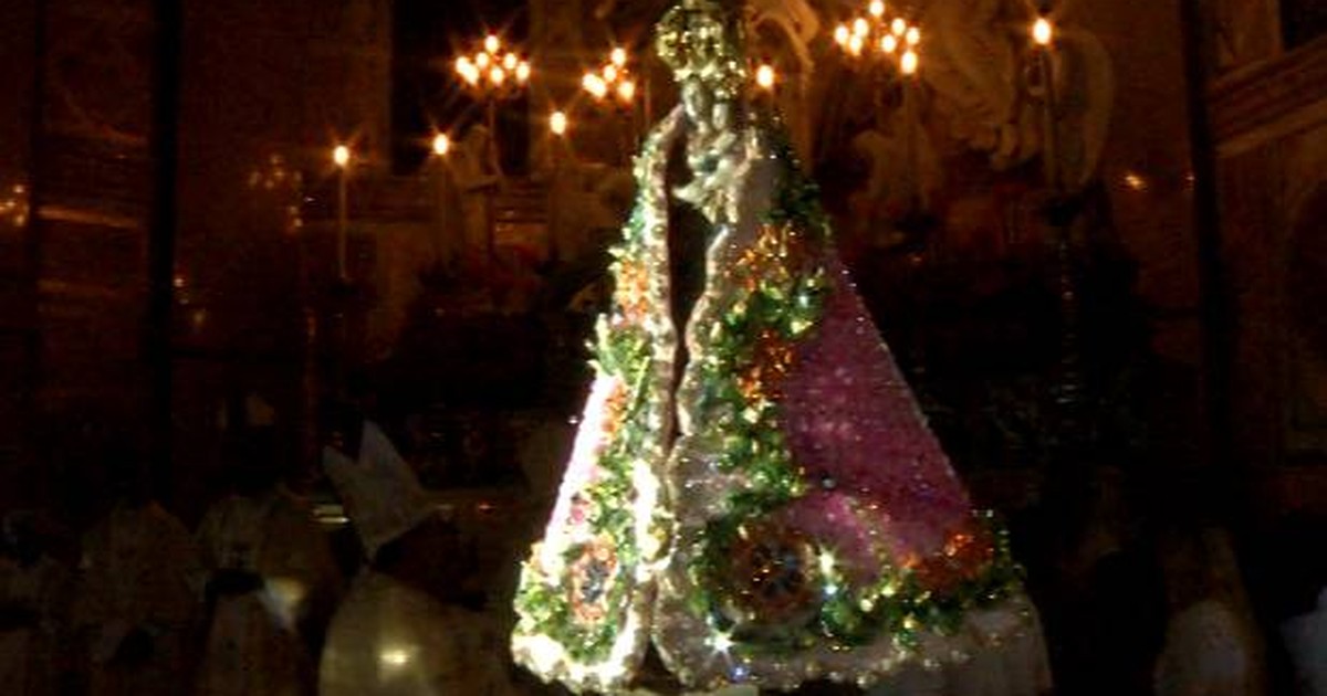 G1 Manto De Nossa Senhora De Nazaré é Apresentado Em Belém Notícias