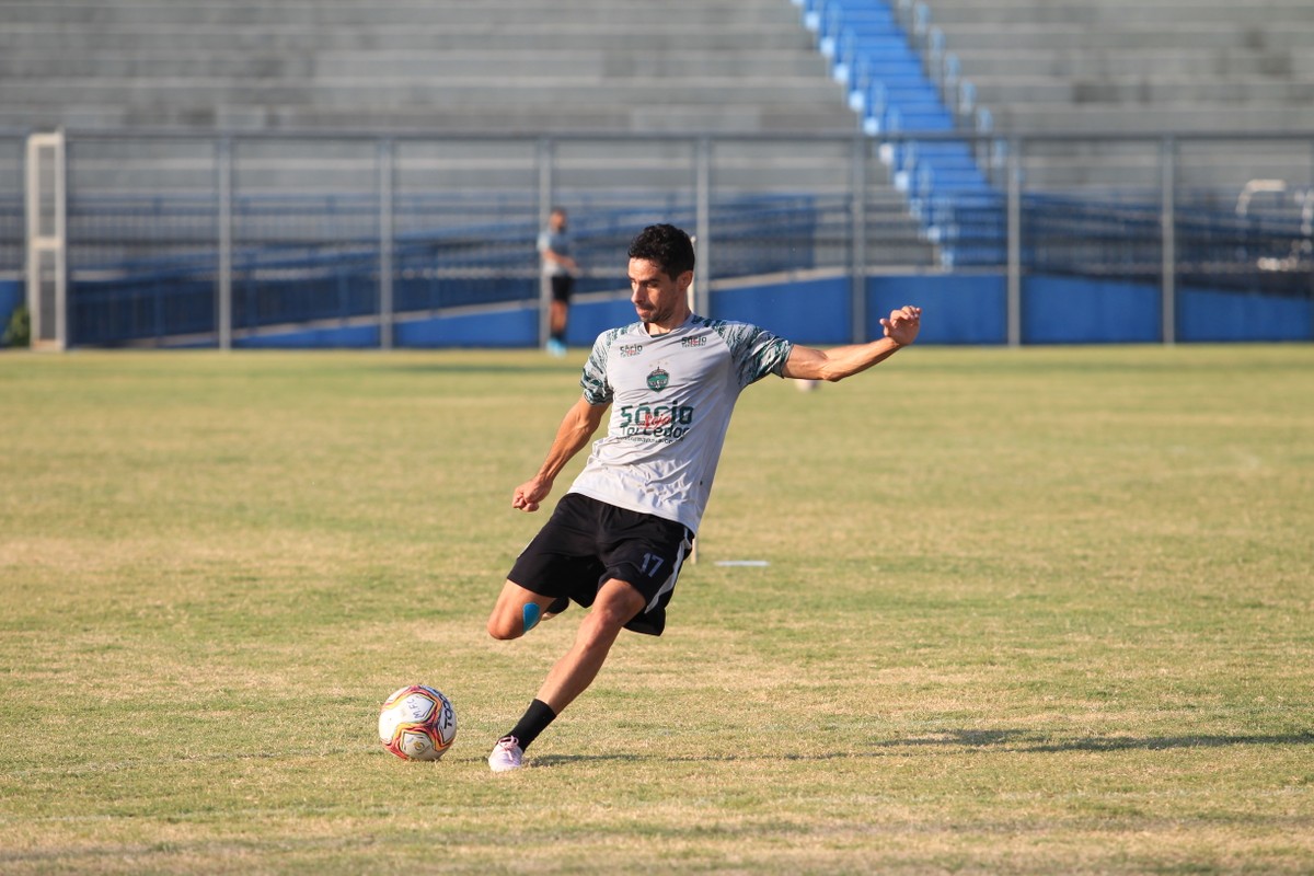 Gilson Alves evolui bem durante a semana e pode retornar já contra o ...