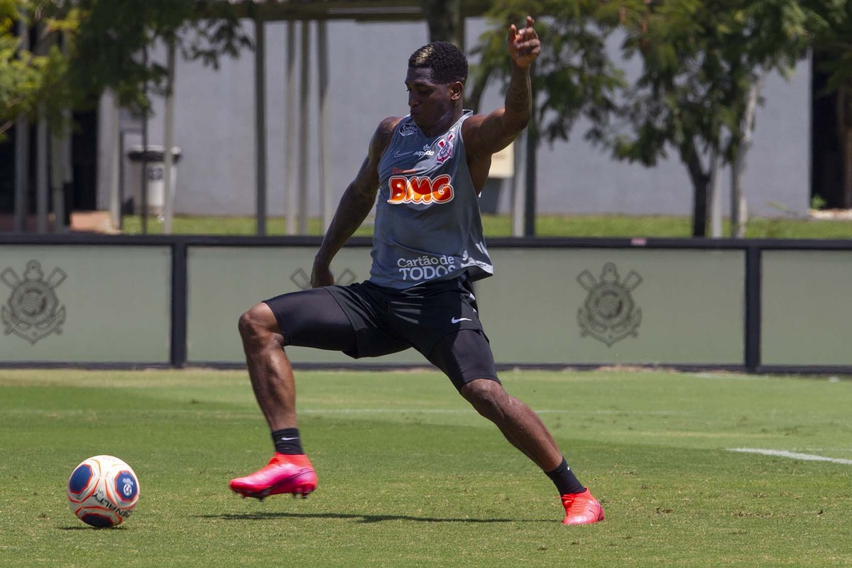 Em pré-temporada tardia no Corinthians, Yony González faz até "hora ...