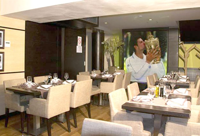 Sem glúten: Novak Djokovic investe em restaurante temático e franquias ...