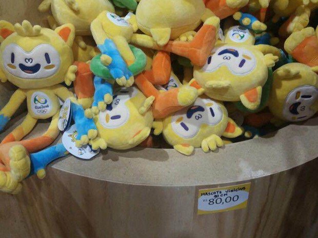 G1 - Na loja da Rio 2016, Tom ganha espaço e cai o preço de Vinícius ...