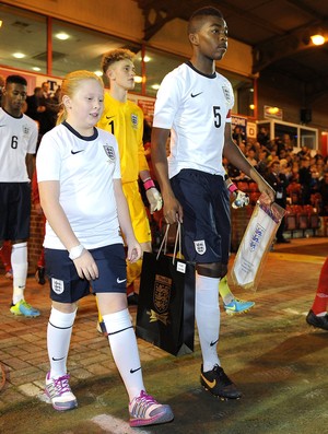 Jovem do Manchester United supera antigo recorde de campeão olímpico ...