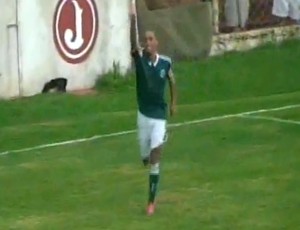 Atlético-PR contrata meia-atacante Peterson, revelado pelo Palmeiras ...