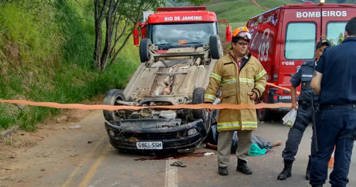 G1 - Homem morre atropelado por carro na RJ-145, em Valença - notícias ...