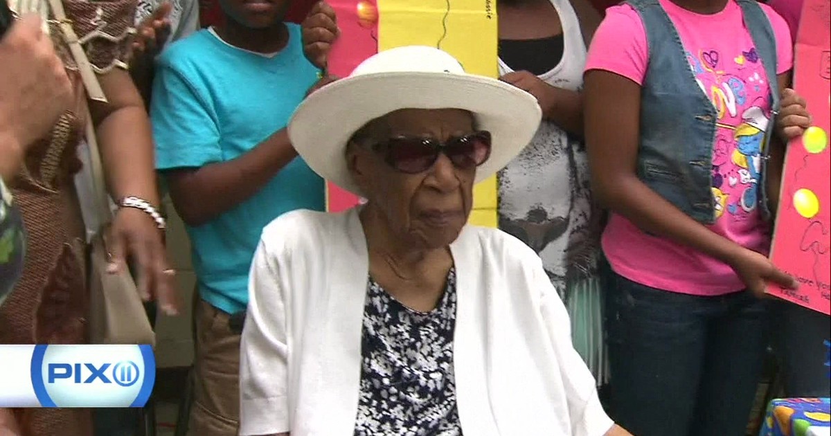 G1 - Italiana Emma Morano, com 116 anos, se torna mulher mais velha do ...