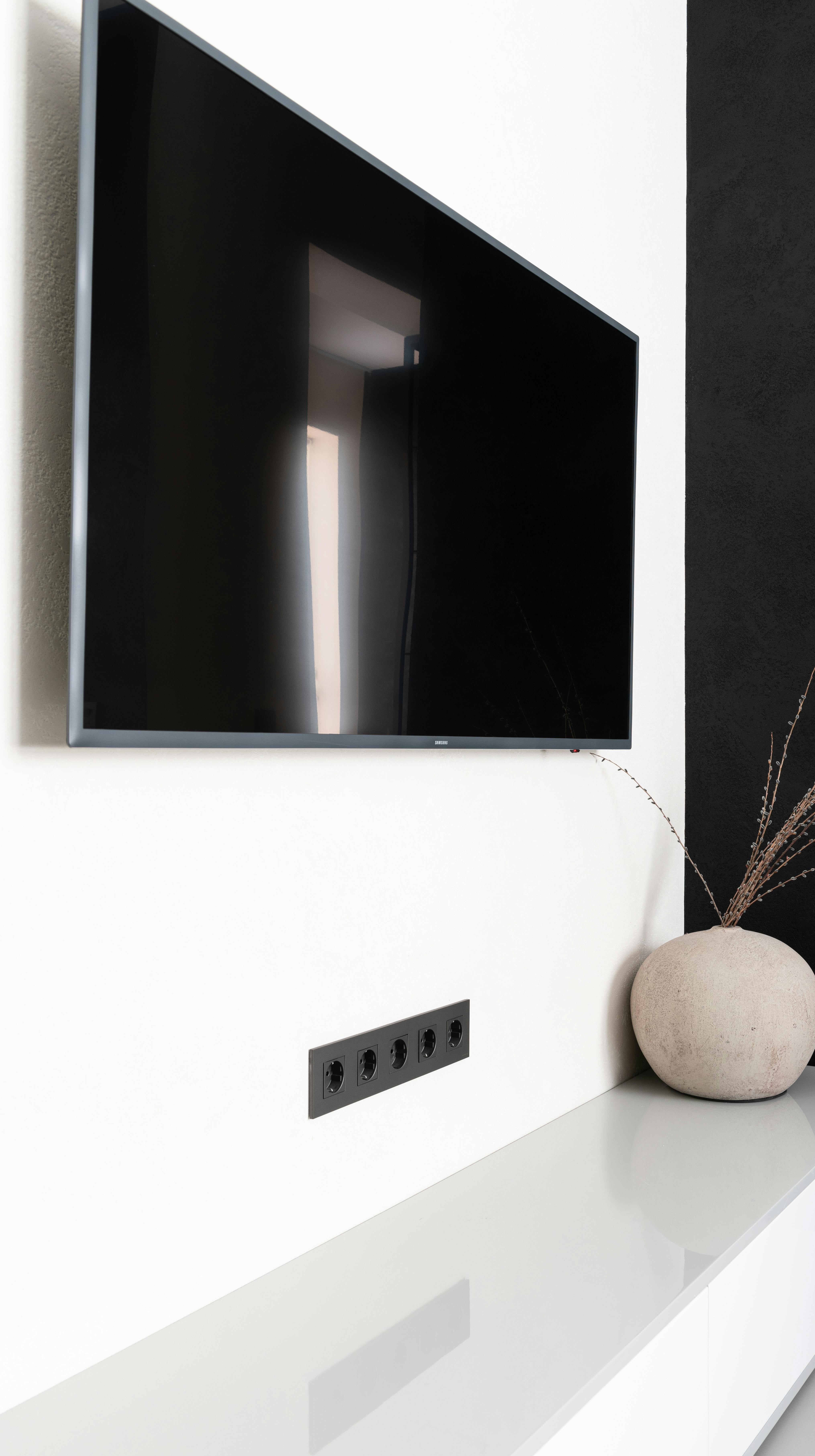 Quer uma TV 55 polegadas com Bluetooth? 5 modelos para comprar em 2024