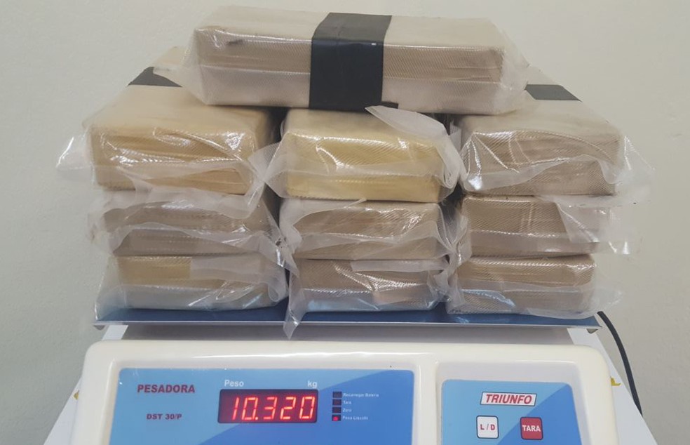 Polícia Civil de Campinas prende trio com 10kg de pasta base de cocaína ...