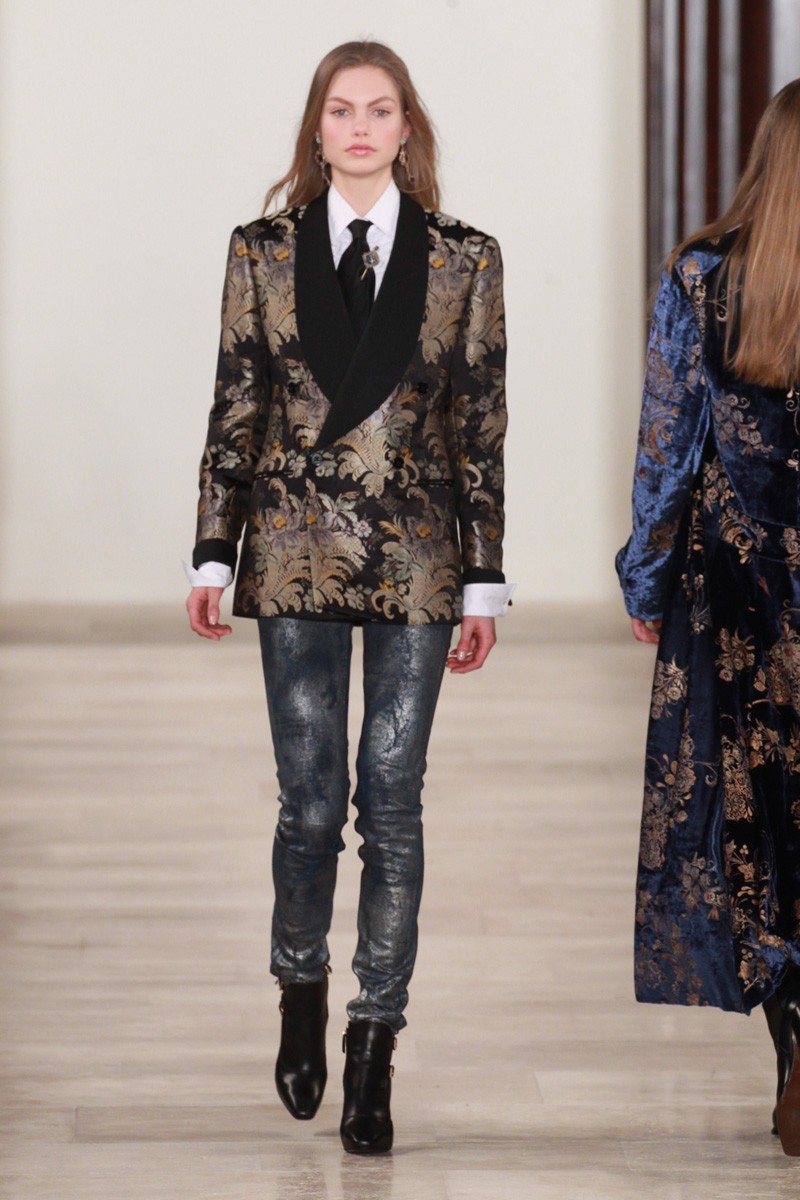 Ralph Lauren divide seu inverno entre roupas casuais e de festa ...