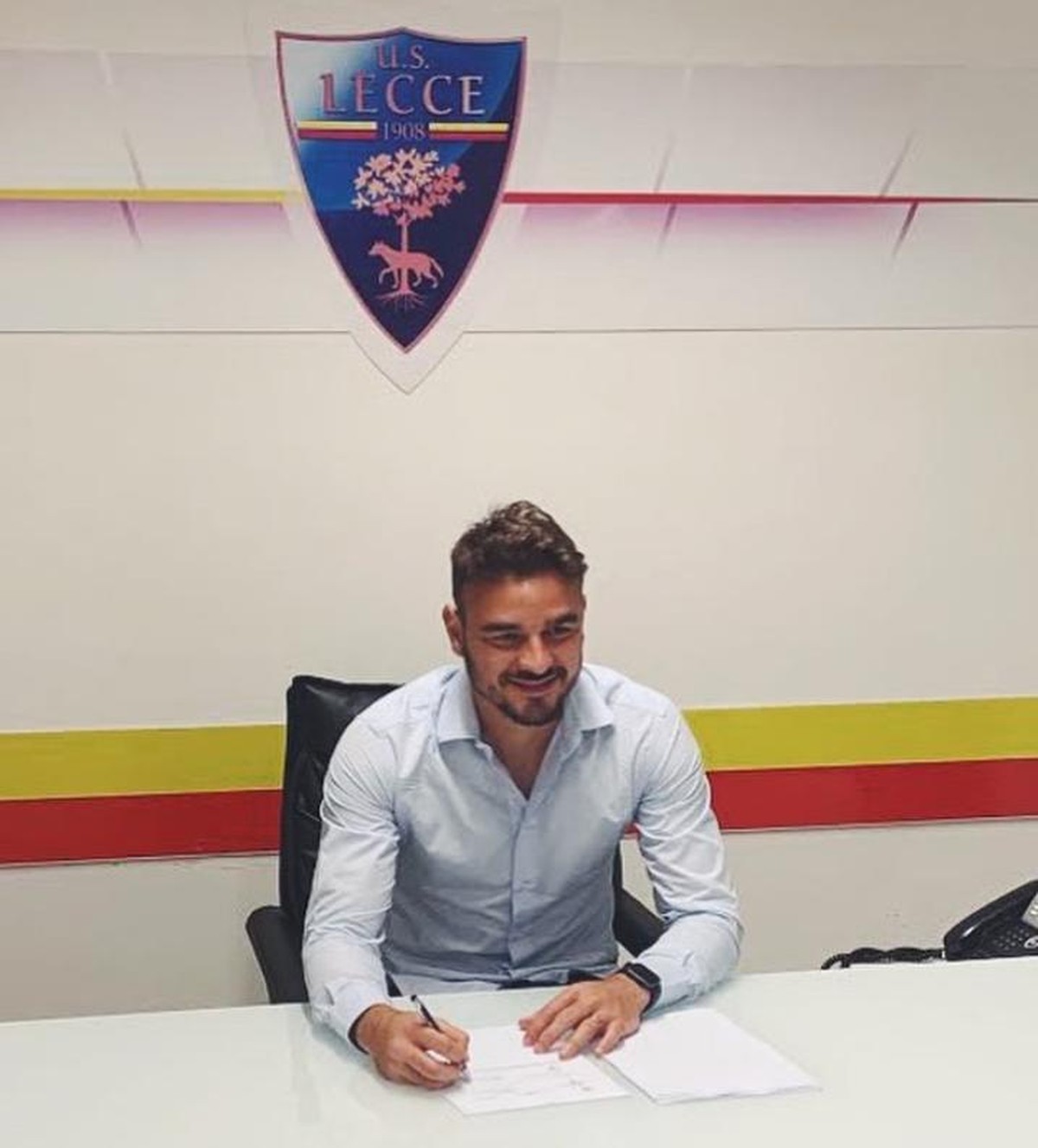 Ex-Cruzeiro e Milan, goleiro Gabriel acerta com o Lecce, da Itália, por ...