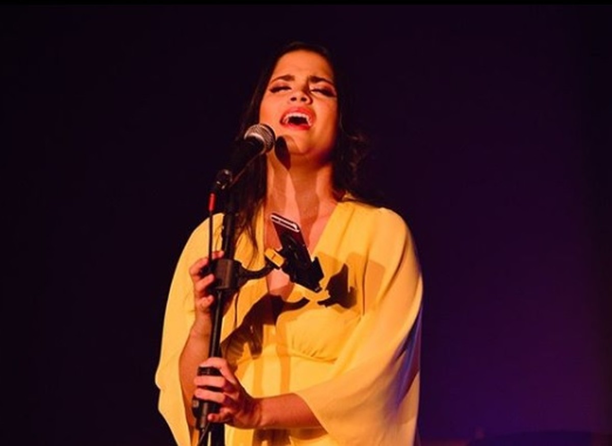 Ana Rafaela realiza show voz e violão no domingo no Cine Teatro Cuiabá ...