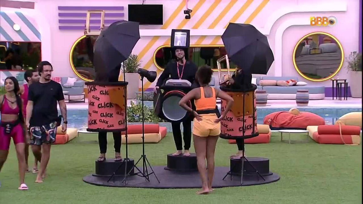 Trio cumpre o primeiro Castigo do Monstro da semana no BBB 22 | tempo ...