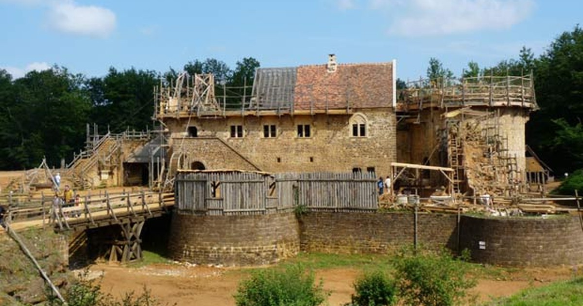 G1 - Franceses constroem castelo com técnicas medievais - notícias em ...