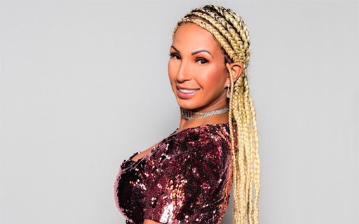 Valesca muda o visual e aparece com cabelos trançados: "Elas que lutem ...