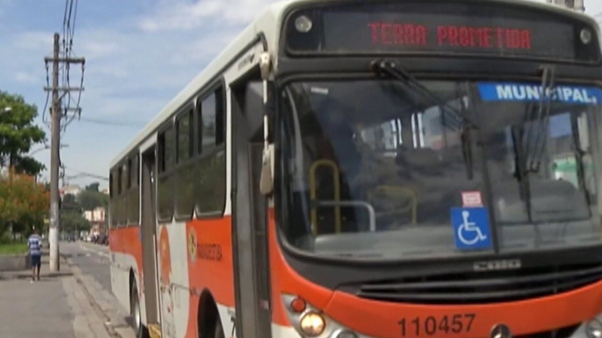 Passageiros reclamam do aumento no valor da passagem de ônibus em Itaquaquecetuba | Mogi das ...