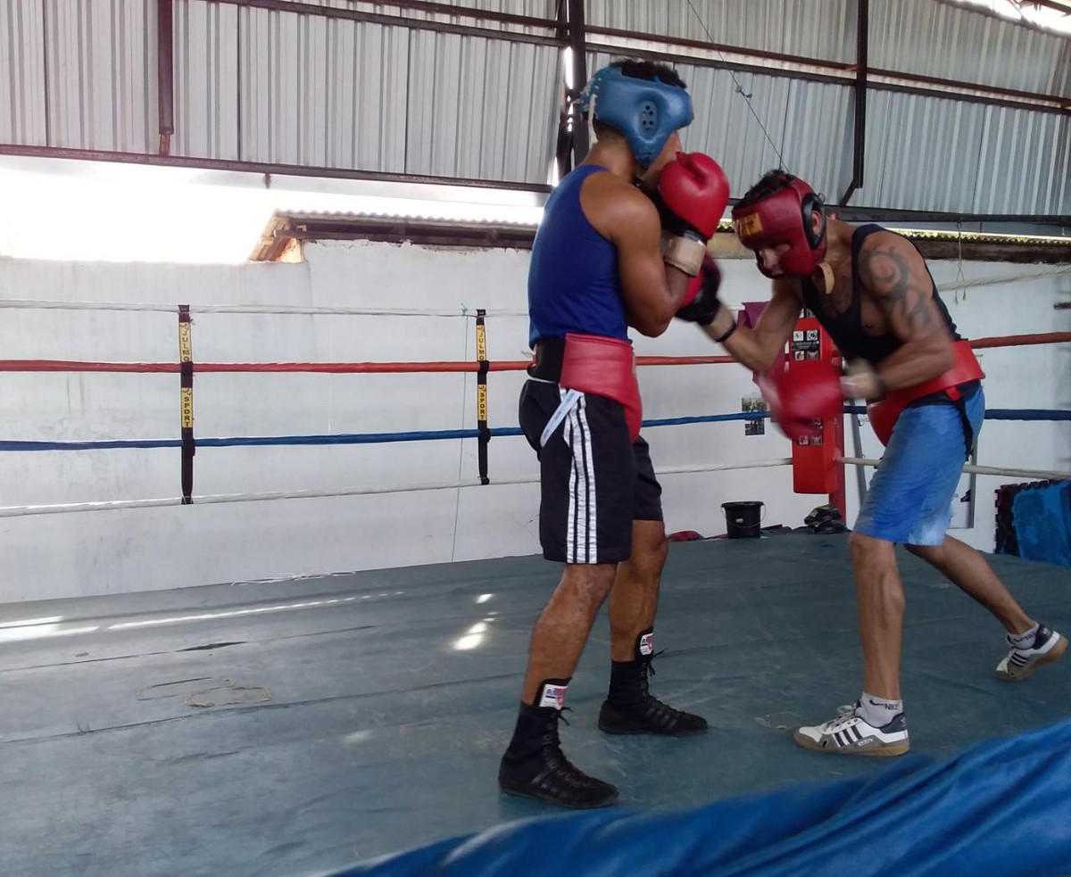 Venezuelano treina em Boa Vista antes de luta contra primo de ex ...