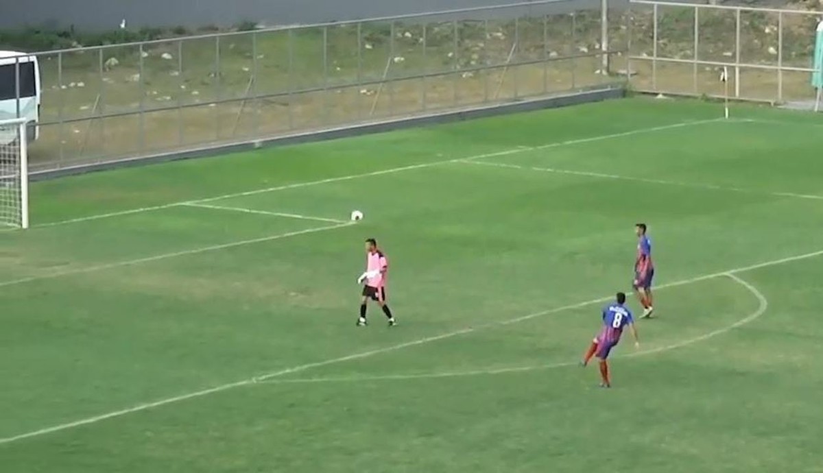 Jogador faz gol contra de propósito na Série B do Amazonas e levanta ...