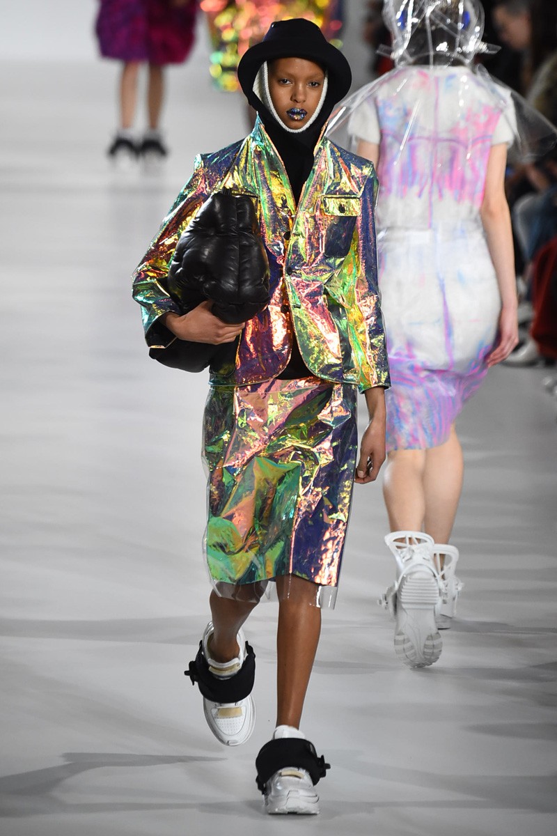 Maison Margiela, inverno 2019: tecnológico + artesanal | Desfiles | Vogue