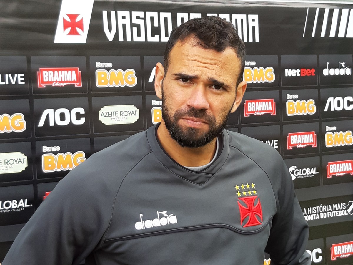 Recuperado de lesão, Castan se coloca à disposição do Vasco para o ...