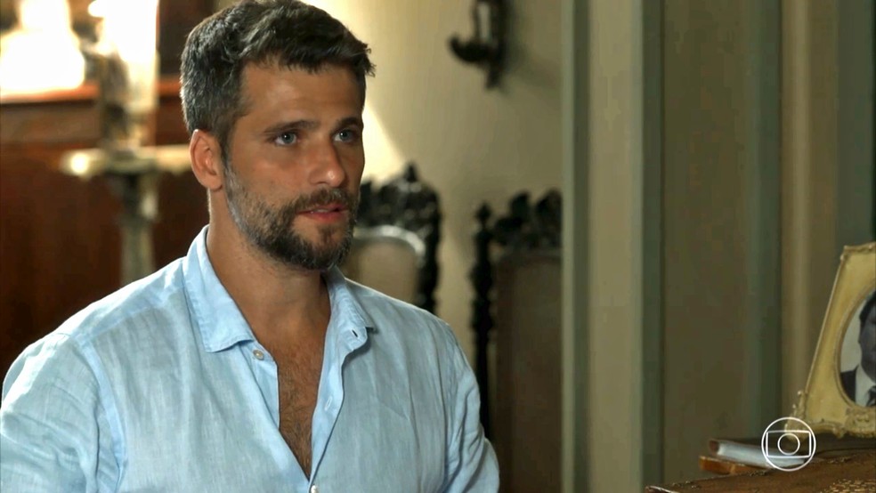 Bruno Gagliasso aparece no hospital em clima de Carnaval | Carnaval | Gshow