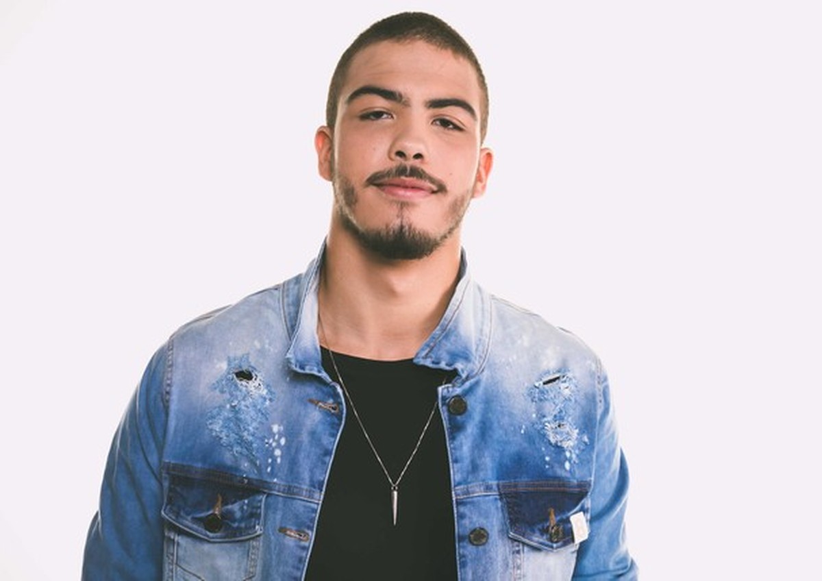 Ronald completará seus 18 anos fazendo o que ama: tocar | Celebridades ...