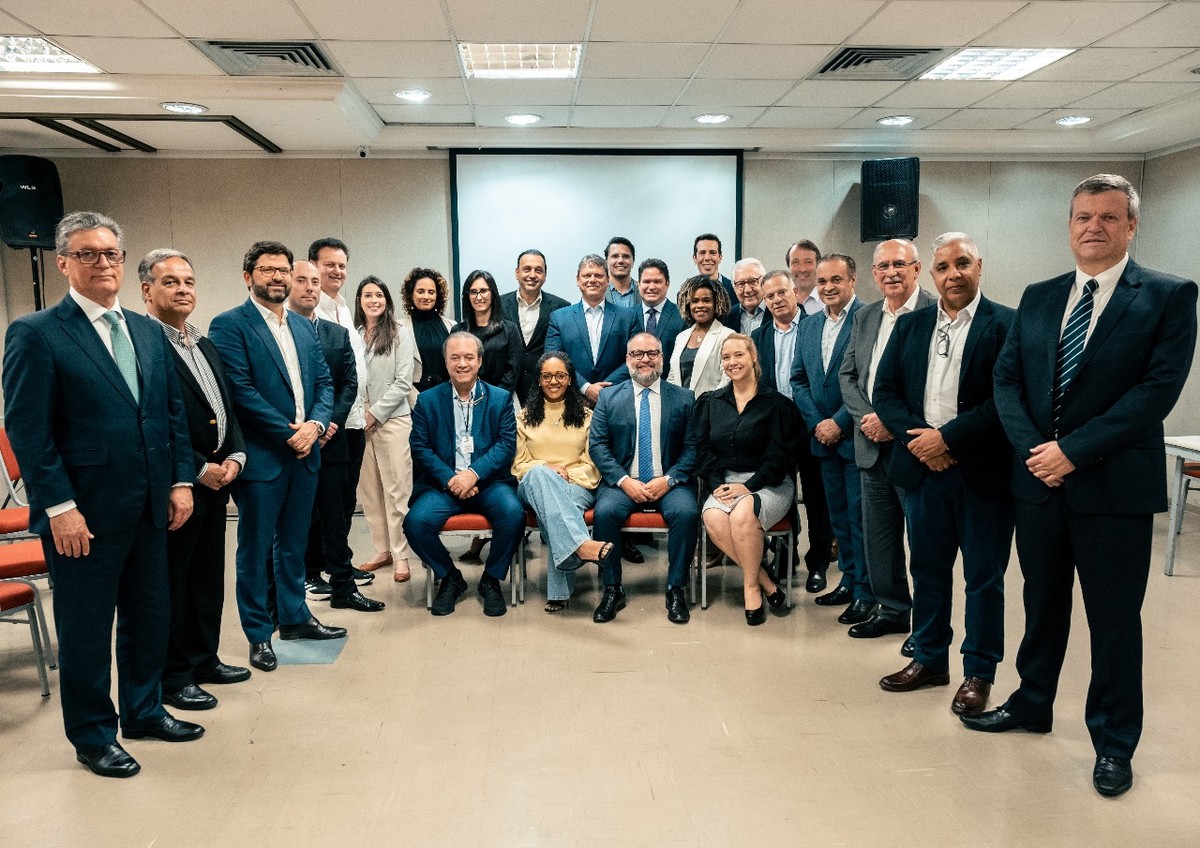 Veja os 25 secretários de governo nomeados por Tarcísio de Freitas em ...