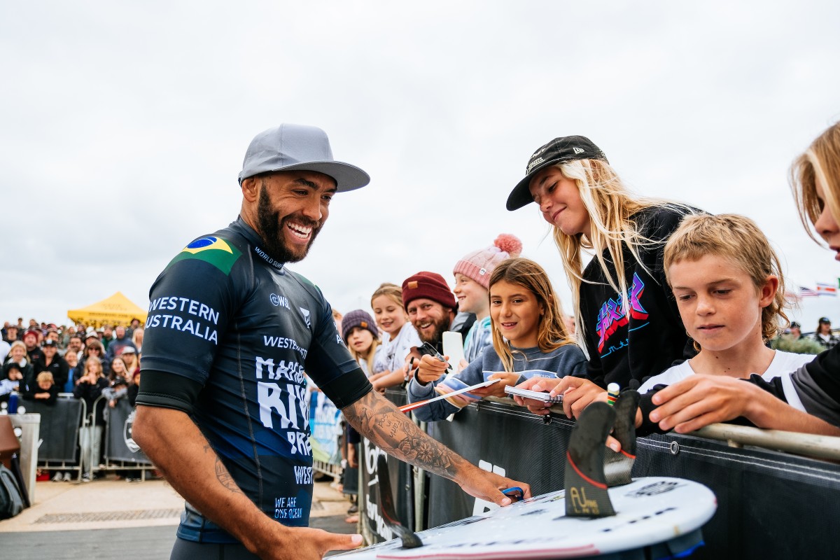 Jadson André vibra com permanência na elite do Circuito Mundial de ...