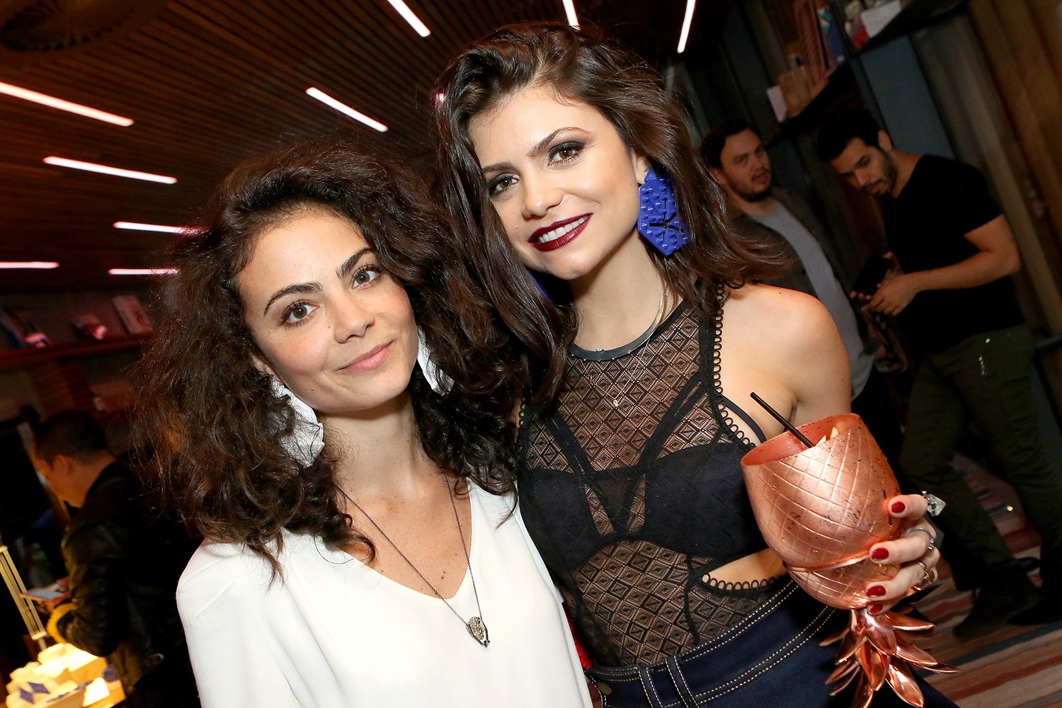 Mariah Rovery e Julia Petit lançam coleção feita em parceria ...