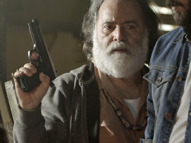 Zé Maria tenta salvar Juliano e leva tiro - notícias em Vem por aí