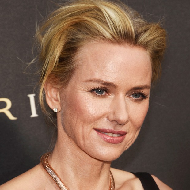 Naomi Watts's Instagram, Twitter & Facebook on IDCrawl