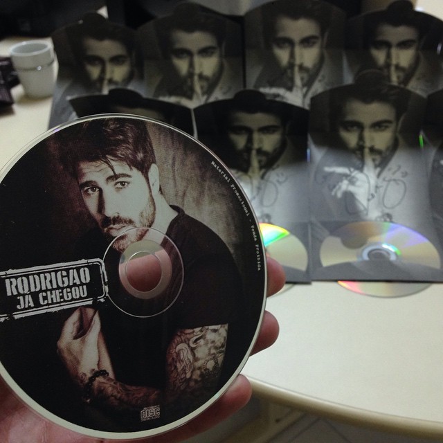 Rodrigão mostra seu primeiro EP nas redes sociais: "Olha quem chegou ...