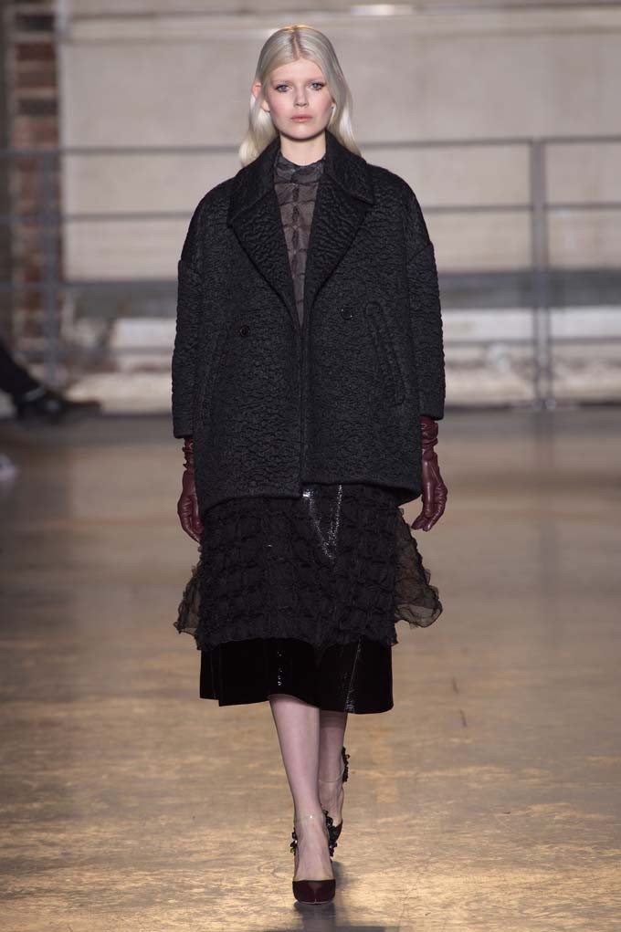 Rochas | Paris | Inverno 2015 | Desfiles | Vogue