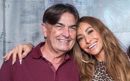 Sabrina Sato celebra alta do pai que estava internado com Covid-19 ...