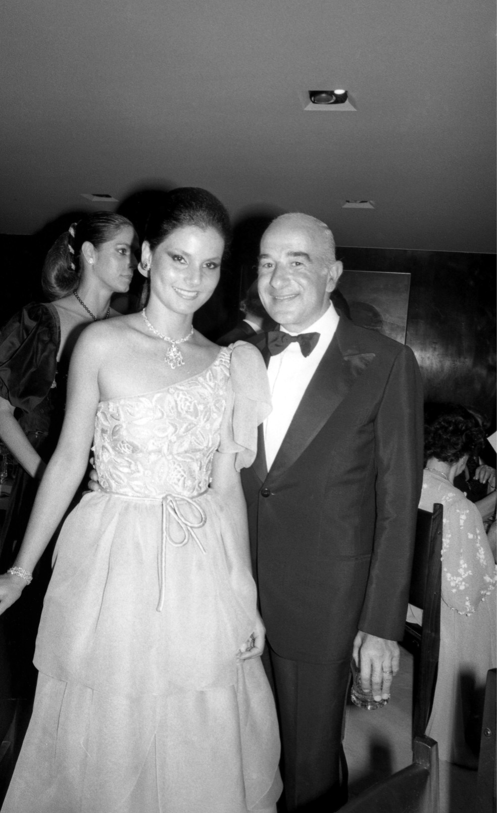 Saiba quem é Vicky Safra, discreta guardiã de um império global que ...