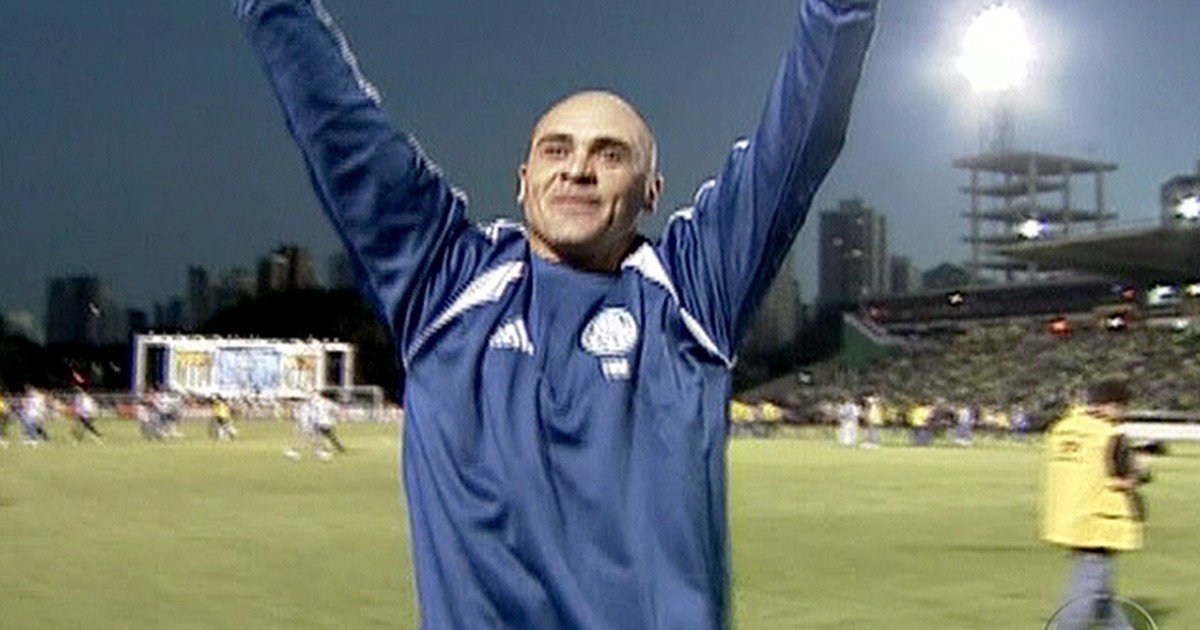 Jornal Nacional - Goleiro Marcos anuncia que vai parar de jogar