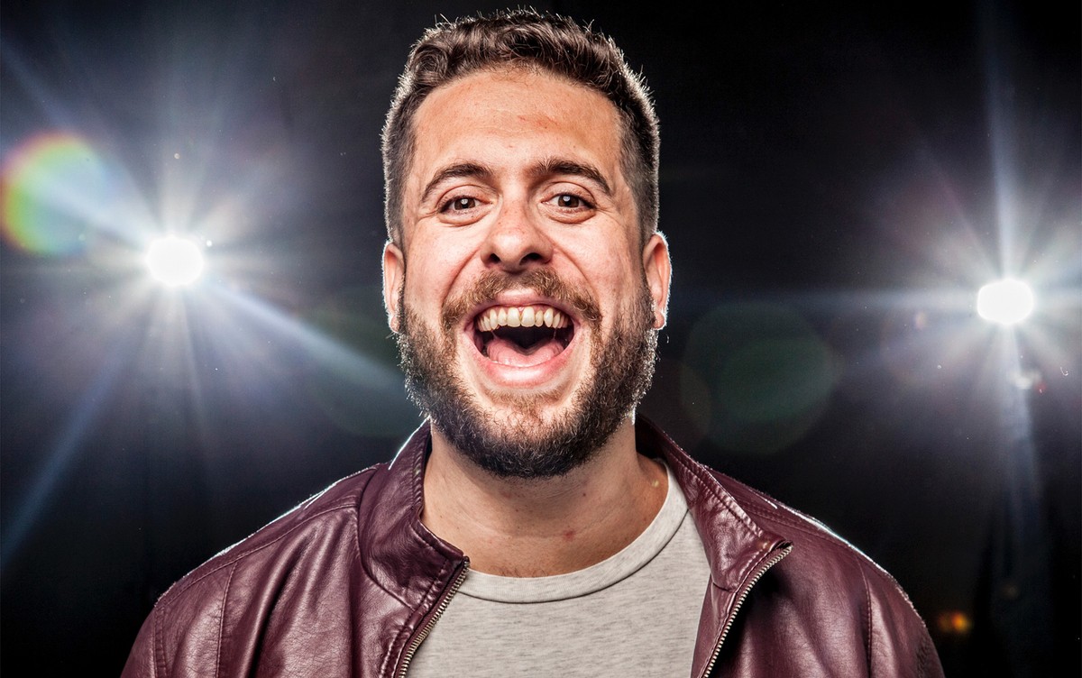 Comediante Maurício Meirelles se apresenta neste sábado em Friburgo, no RJ | Região Serrana | G1