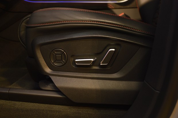 40 FOTOS EM DETALHES DOS NOVOS AUDI RS 6 AVANT, RS Q8 E R8 QUE CHEGAM ...