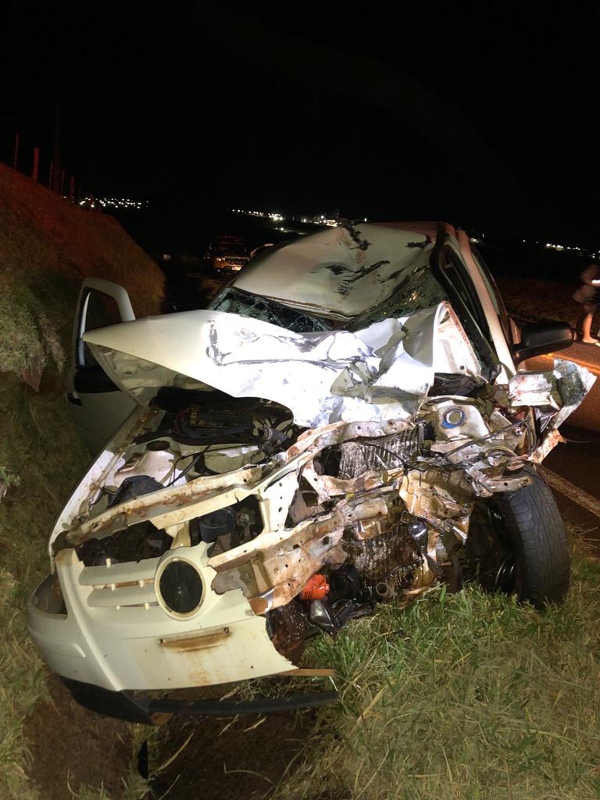 Motociclista morre após ser atingido frontalmente por carro na PR-180, em Cafelândia | Oeste e ...