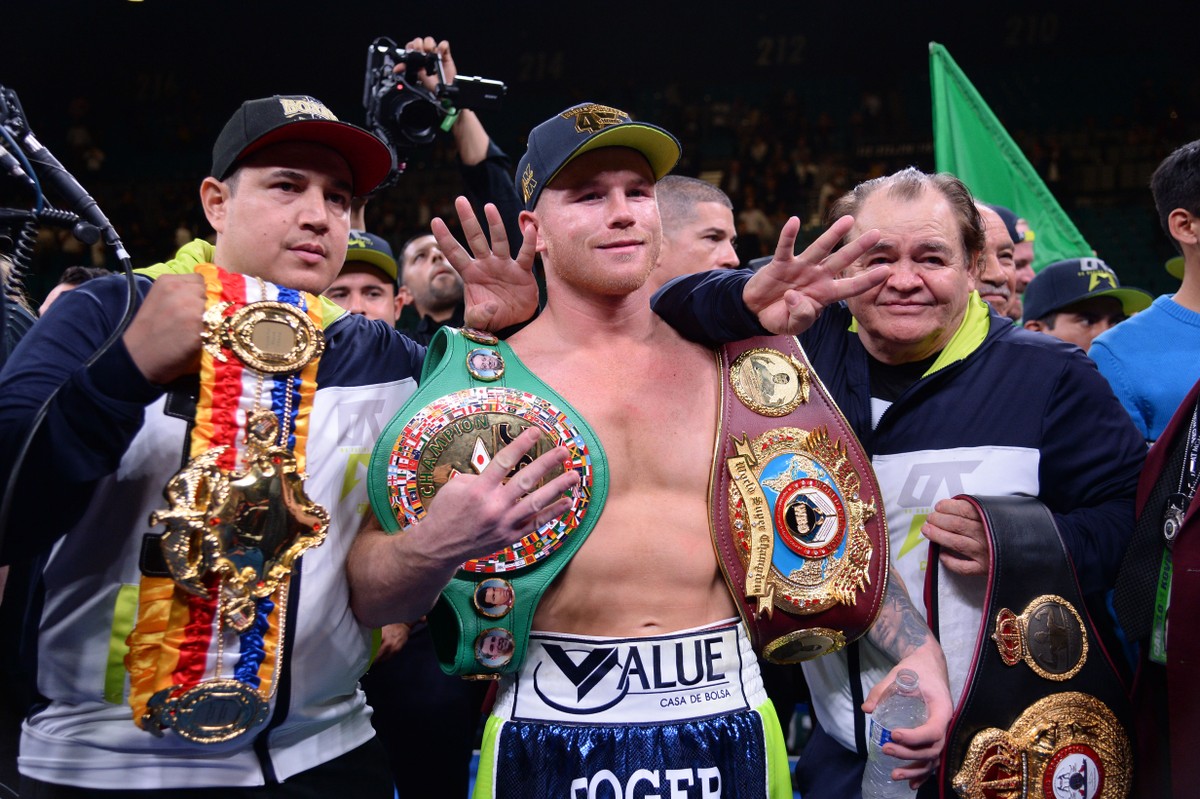 Canelo nocauteia Kovalev, conquista cinturão dos meio-pesados e faz ...