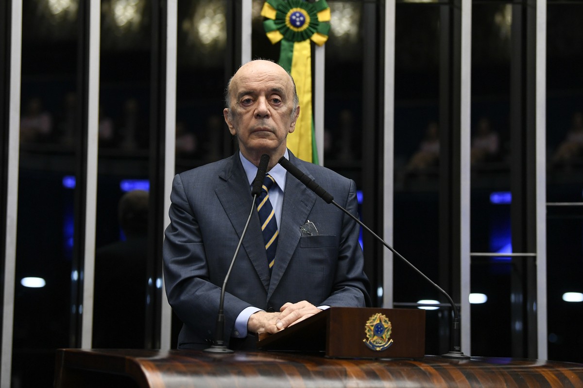 Aos 81 anos, José Serra é internado em SP para cirurgia na coluna