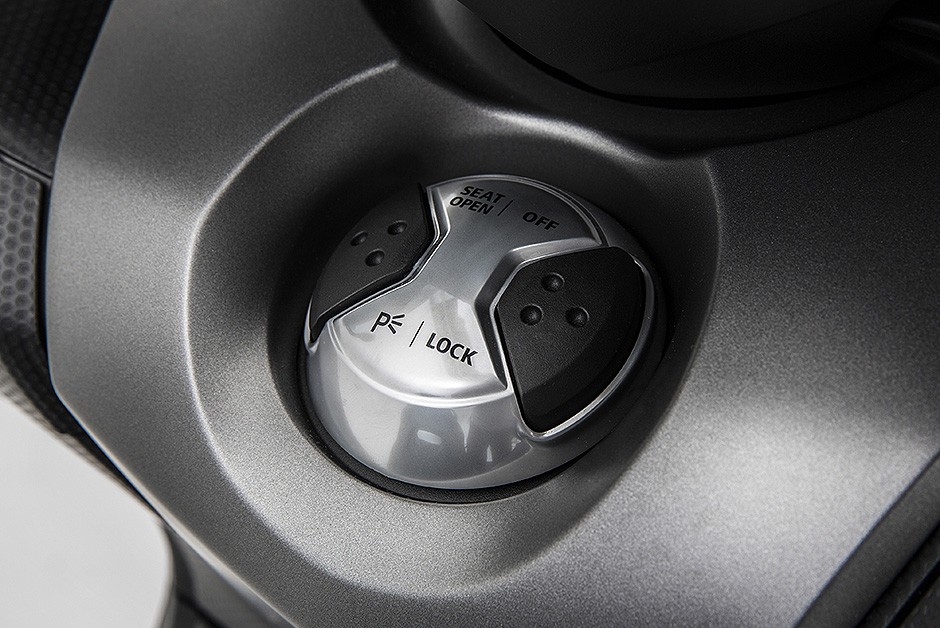 Avaliação: Yamaha T-Max 530 | Testes | autoesporte