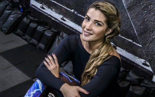 Ex-BBB Aline comenta assédio masculino após anunciar solteirice ...