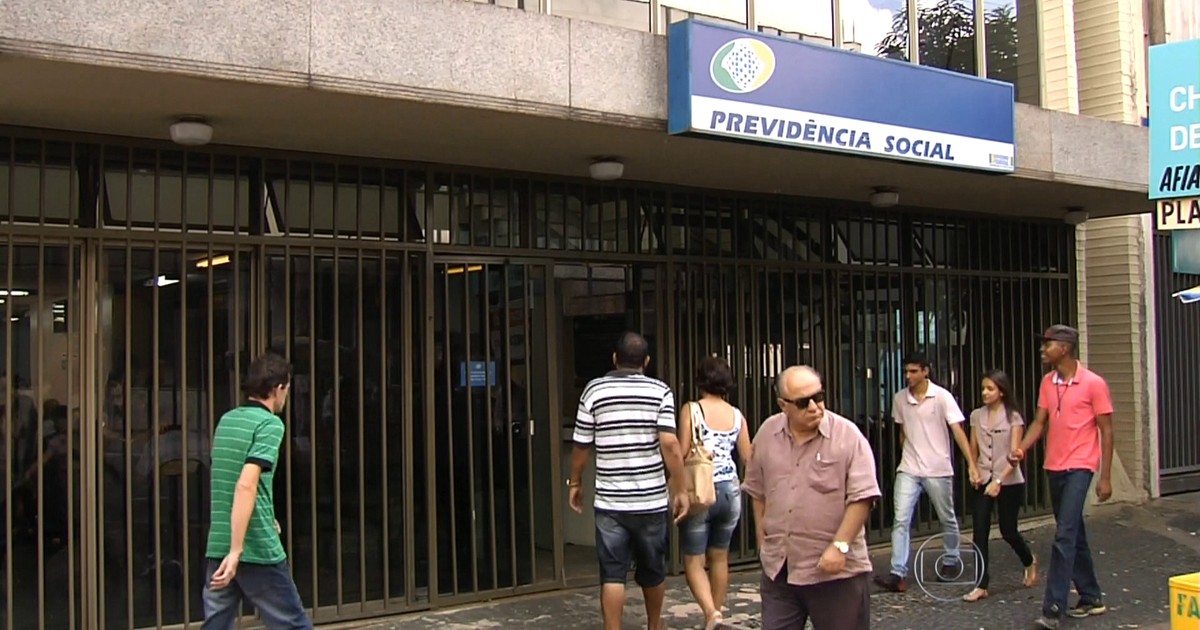 Jornal Nacional - Imagens mostram consulta de perito do INSS sem ...