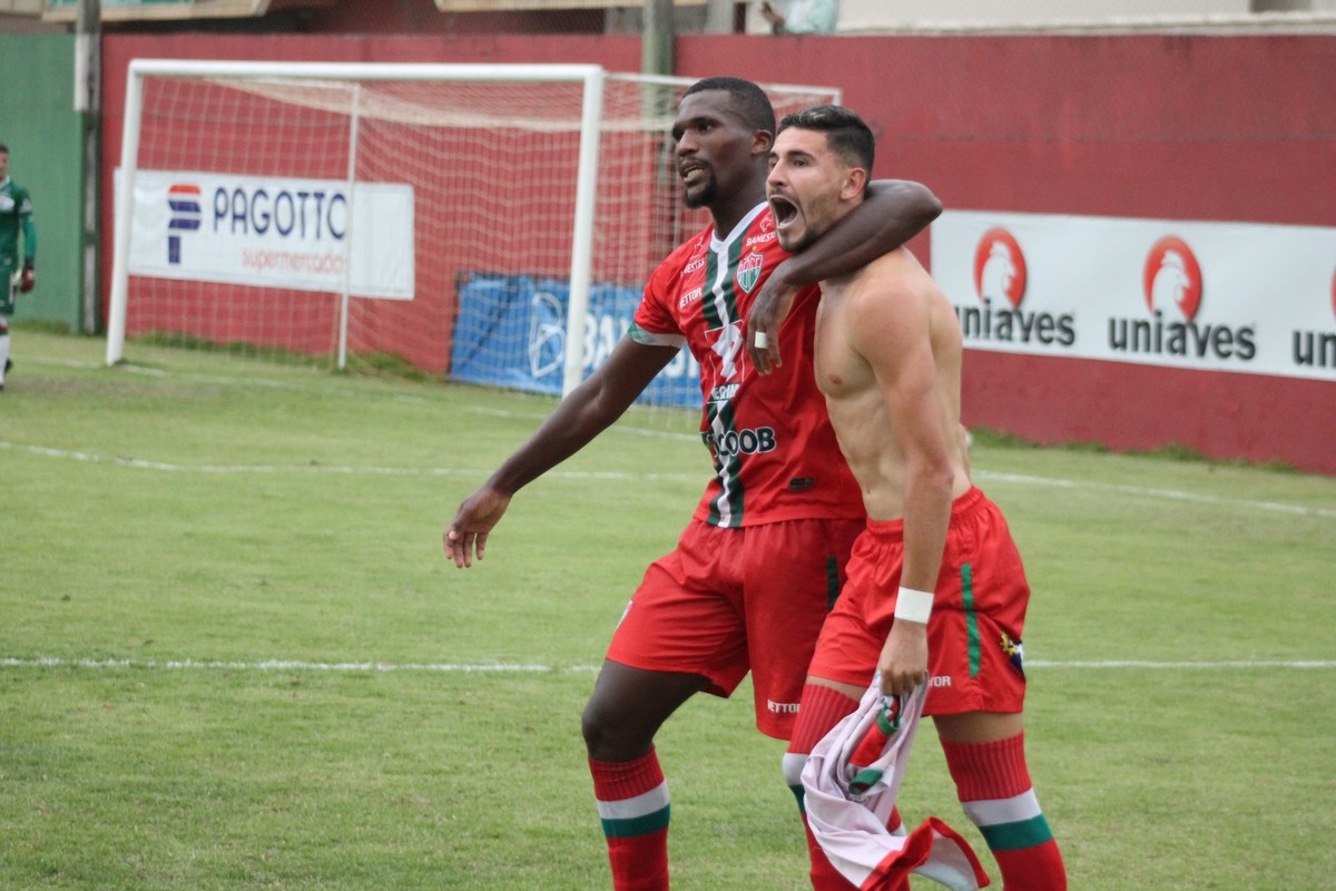 "Mérito de todos", diz Teco, após gol e classificação do Rio Branco VN ...