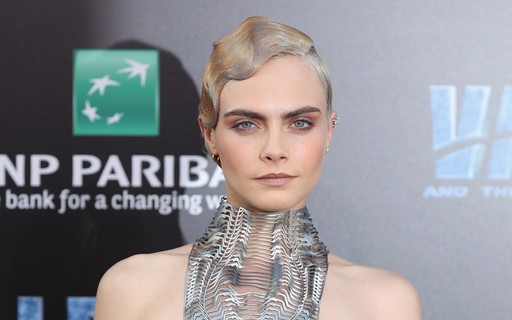 Cara Delevingne se lança como cantora; escute - Vogue | lifestyle