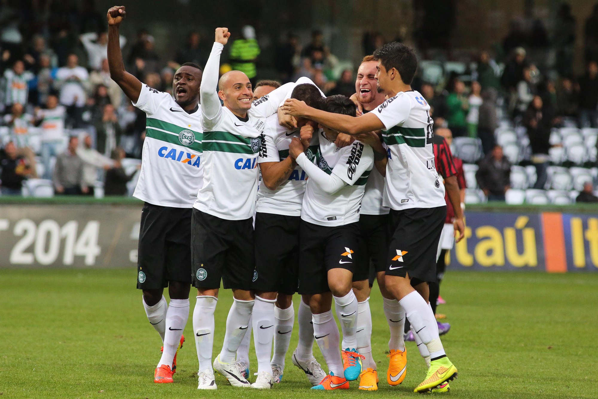 Coritiba X Atlético-PR - Campeonato Brasileiro 2014 | SporTV