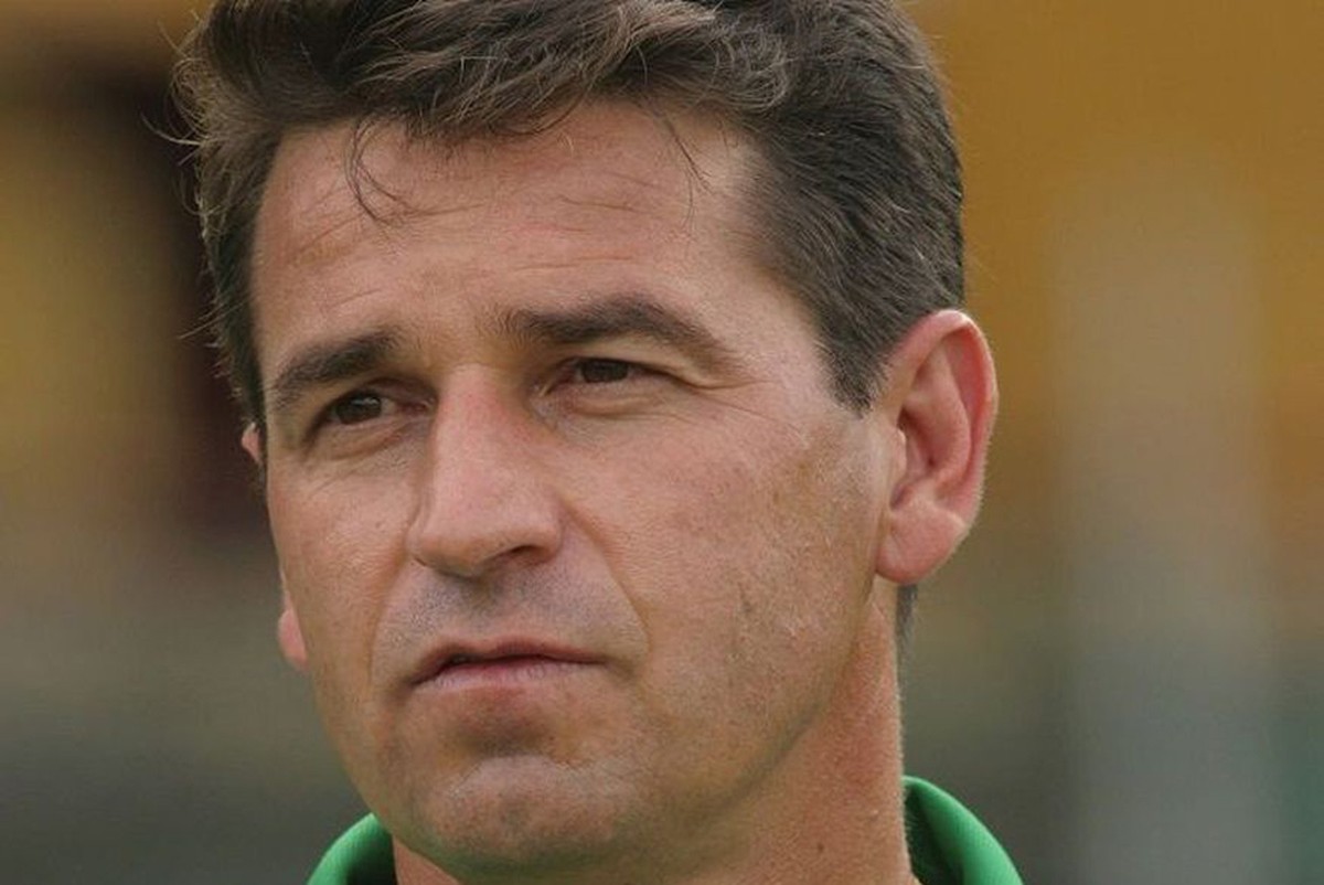 Ex-técnico Giba é homenageado e vira nome de rua em Jundiaí | futebol | ge