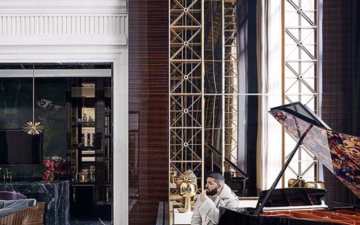 Drake revela mansão de 4,6 mil m² e choca a internet - Casa Vogue | Gente