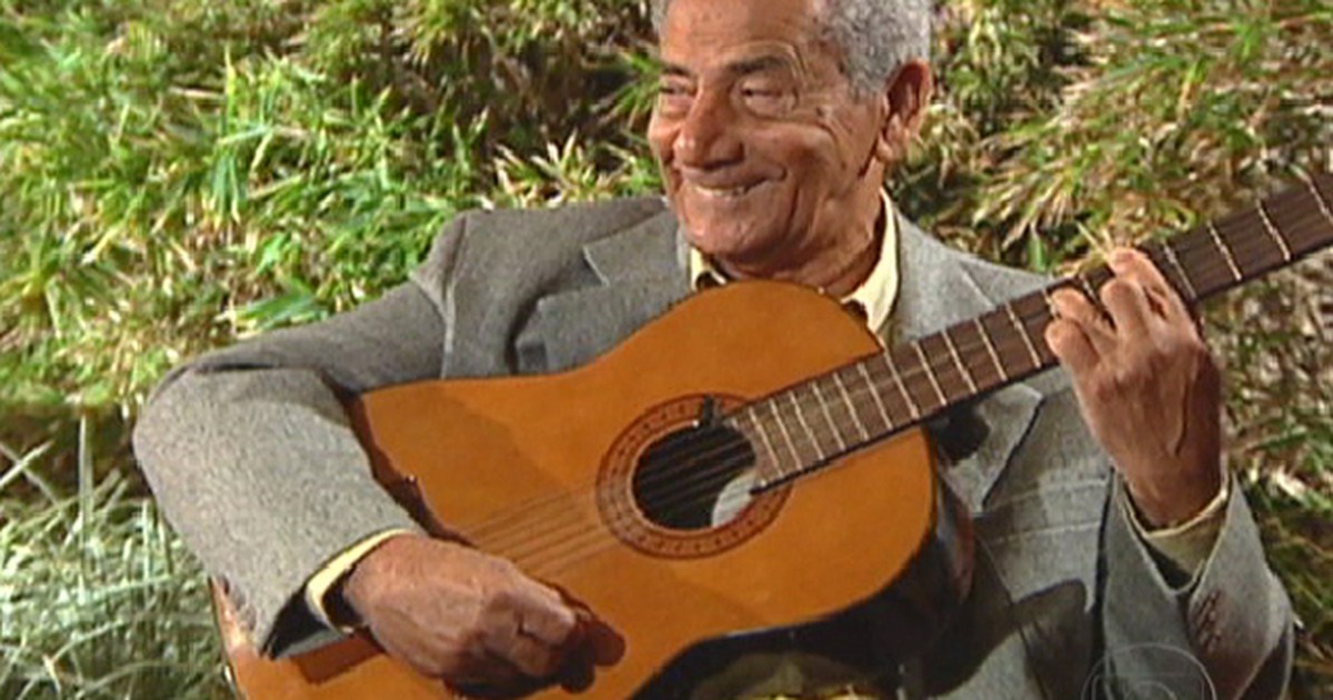 G1 - Músico Roberto Silva, o Príncipe do Samba, é enterrado no Rio ...