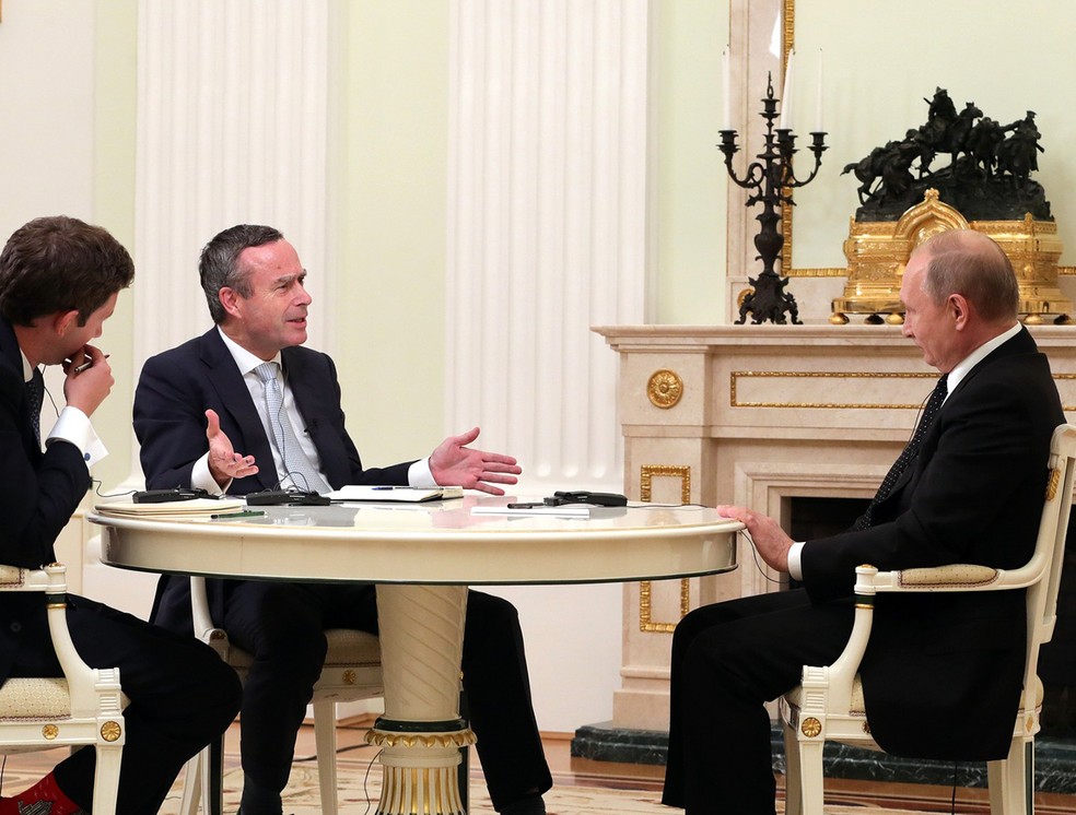 Os bastidores de entrevistas do ‘Financial Times’ com os poderosos do ...